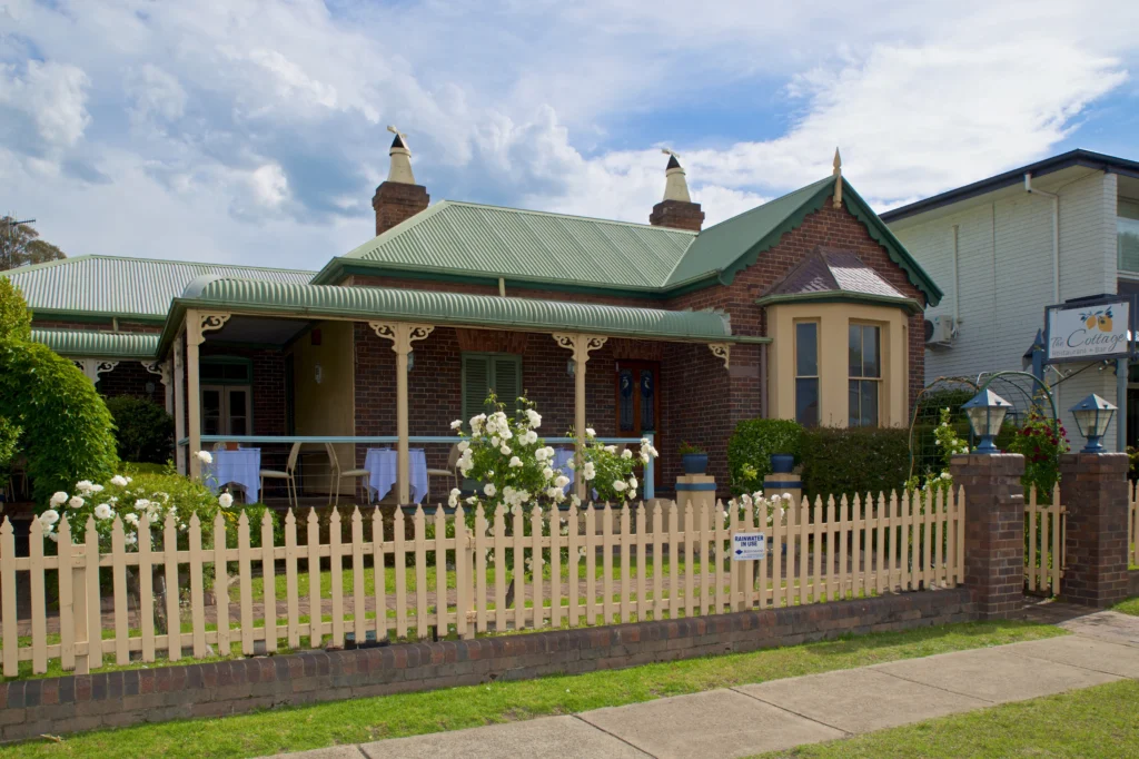 The Cottage Restaurant and Bar – Celebrating fine dining and special ...